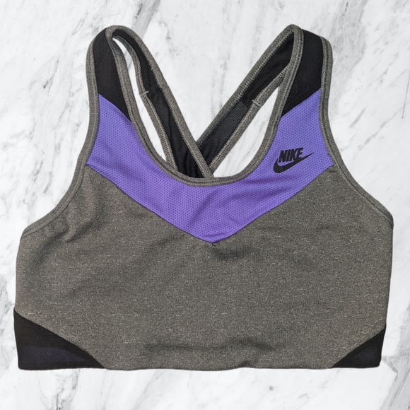 Nike | Intimates & Sleepwear | Nike Color Block Sports Bra Size M Guc ...